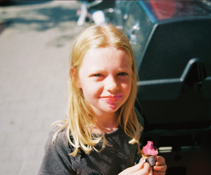 Pelo dorado, soñé en japonés - by Pablo Sinde