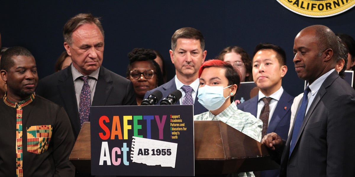 Democrats want to mandate schools to keep secrets from parents