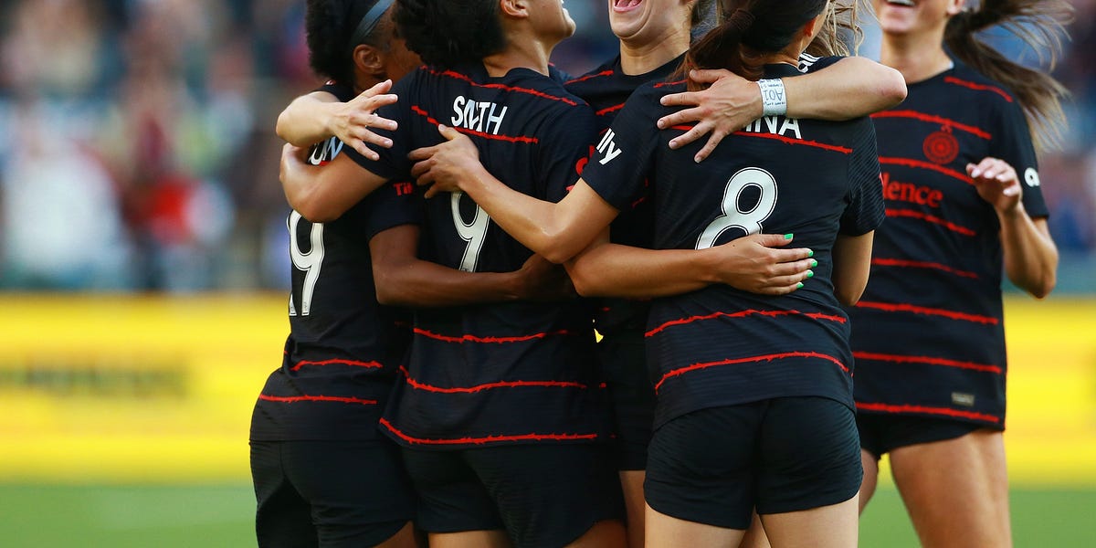 NWSL Awards - MVP Finalists: Sophia Smith & Sam Coffey