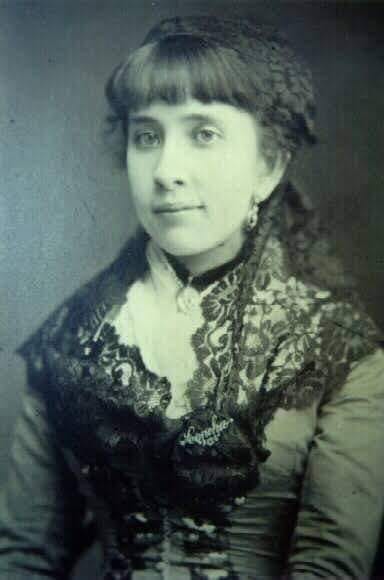 Conchita Cabrera de Armida - by José Eduardo Câmara