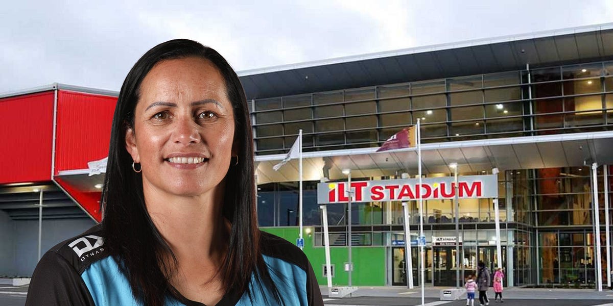 'Special person, special coach' gets emotional farewell