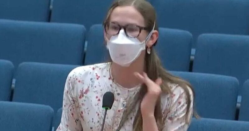 🤡 Ben Affleck’s Daughter Calls for Mask Mandates, Alleges COVID-19 ...