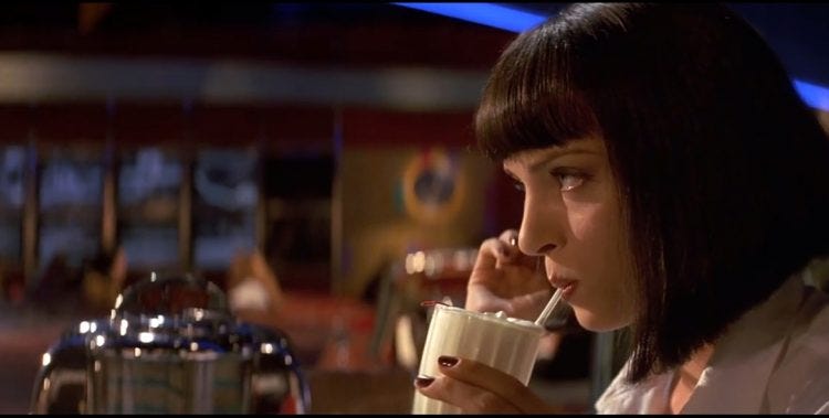 "Puoi usare la mia cannuccia. Non ho i bacilli. - Sì, ma magari ce li ...