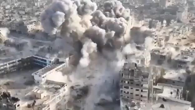 El ejército israelí destruye el Monumento a los Mártires de Gaza en la ...