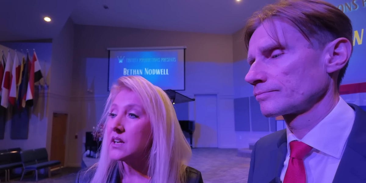 Laura-Lynn Tyler Thompson Interviews Justin Trudeau