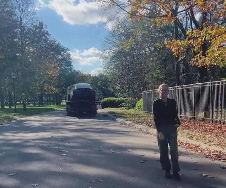 Comments - Sheryl Crow got rid of her Tesla because fuck Elon Musk.