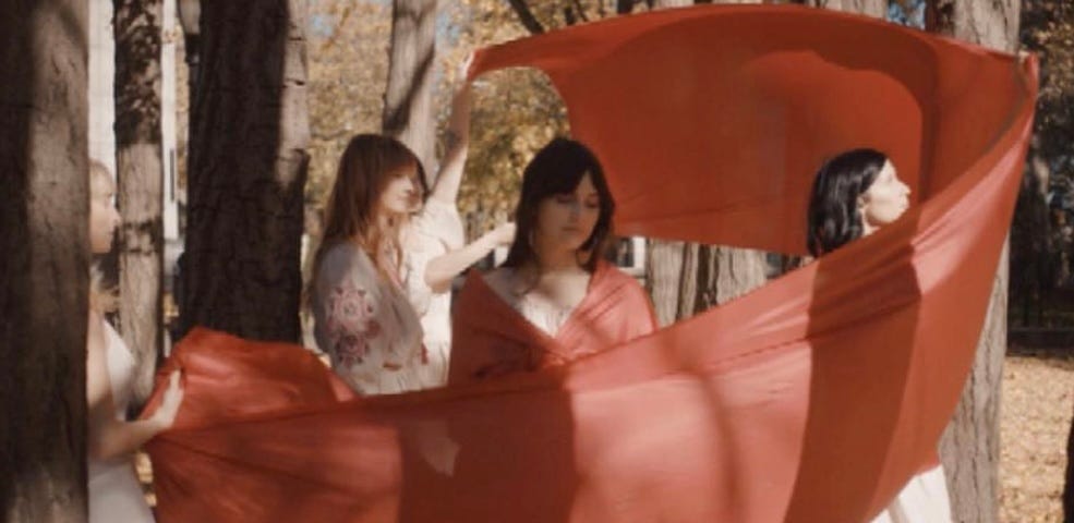 SUNDAY SONGS #4 - Resilience with Alexa Wilding