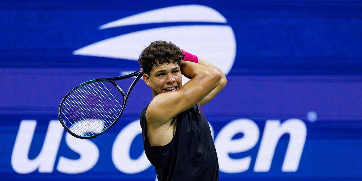 Ben Shelton – Backhand Analysis - Peter’s Substack