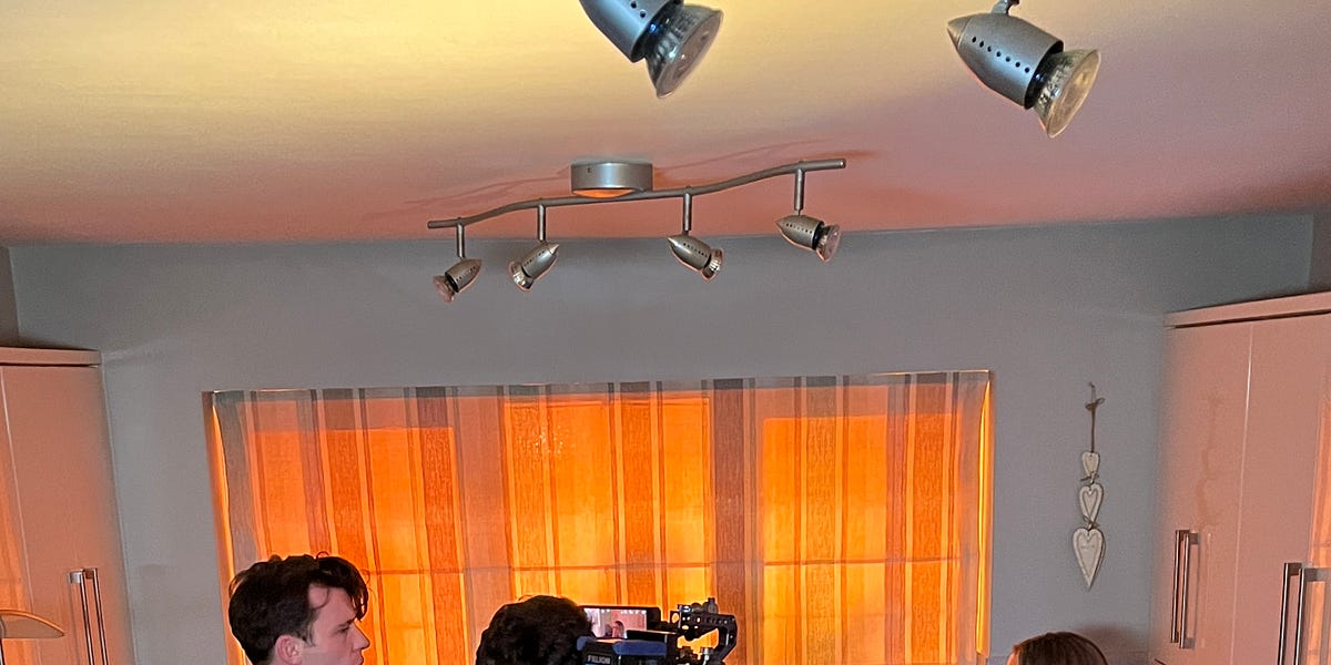 Routines, Podcasts and Working on An Acting Job With Alcohol