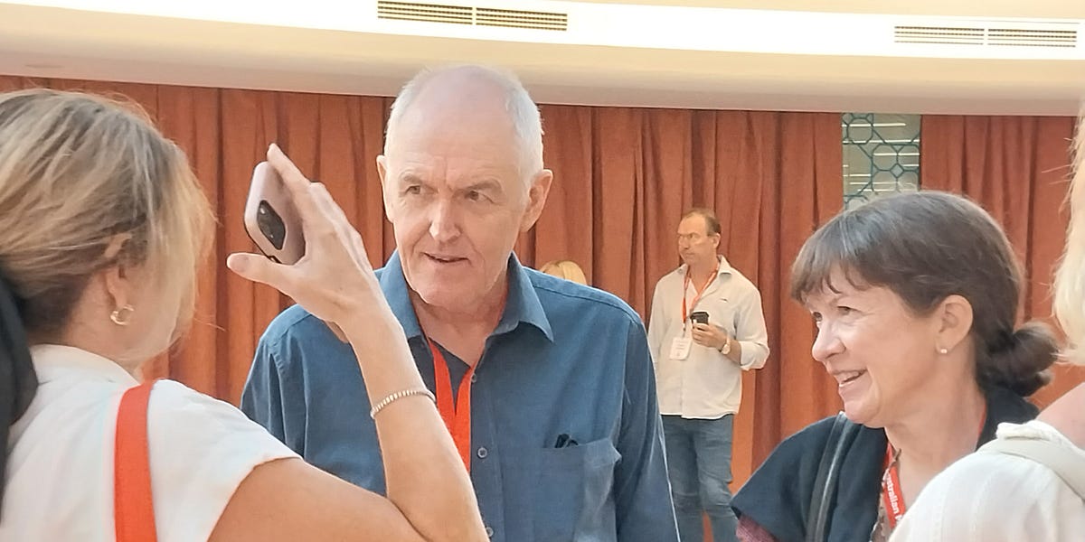 Gentle humour, shocking facts, electrify Sydney at all-star covid reckoning