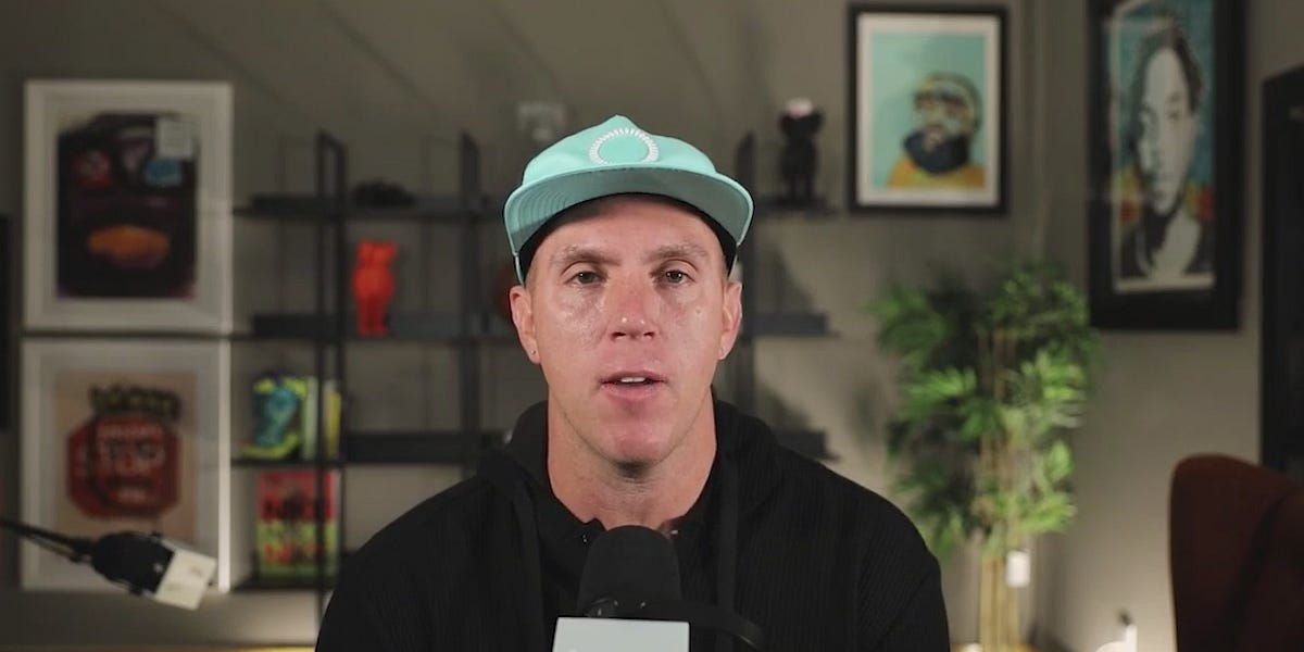 Navigating Generational Wealth with Bogumil Baranowski on Justin Castelli's LifeDesign+ Podcast