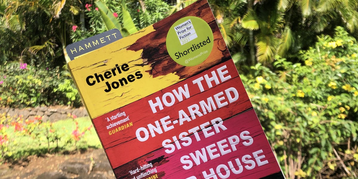 Ursina's Shelf - Female empowerment - Ursina's Shelf