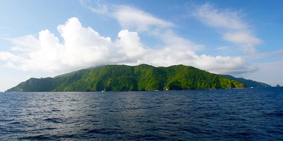 The treasures hidden on Cocos Island - by Alejandro Zúñiga