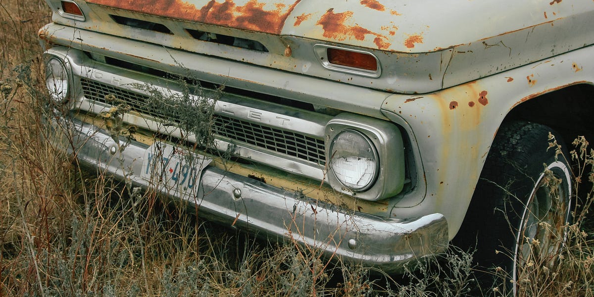 10 quotes from Brennan Manning’s “The Ragamuffin Gospel.”