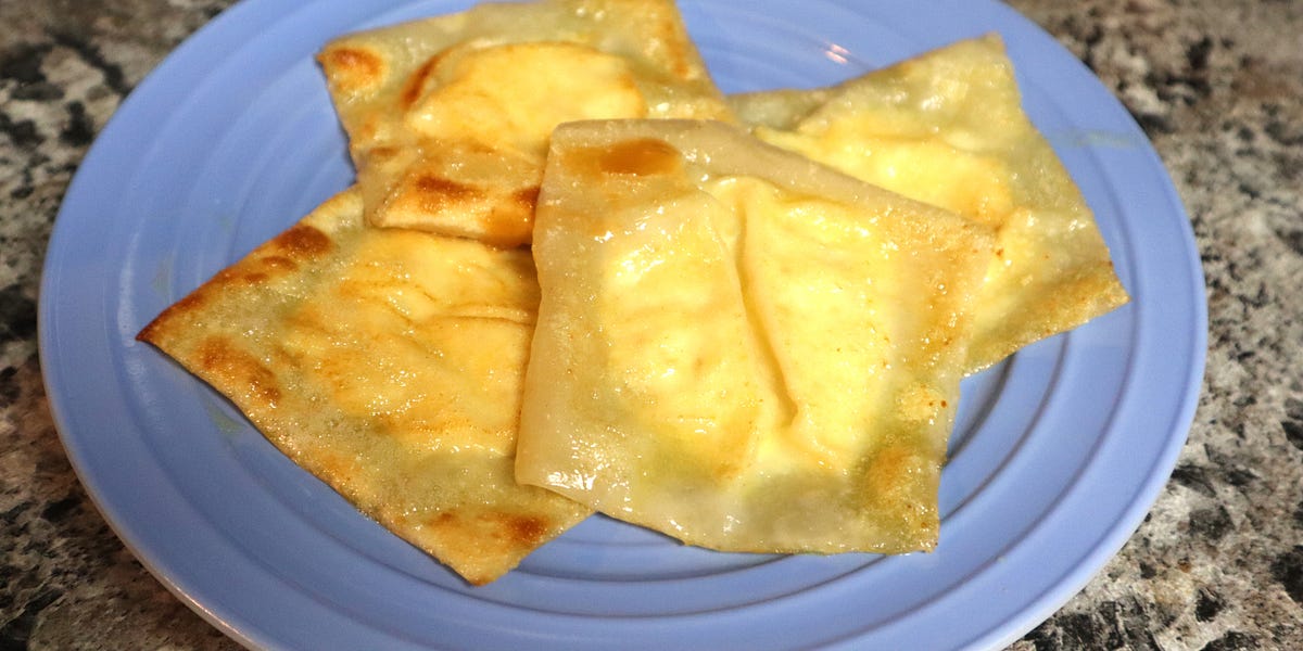 Quick Cheese Buttons By Niki Davis Culinary Travelers