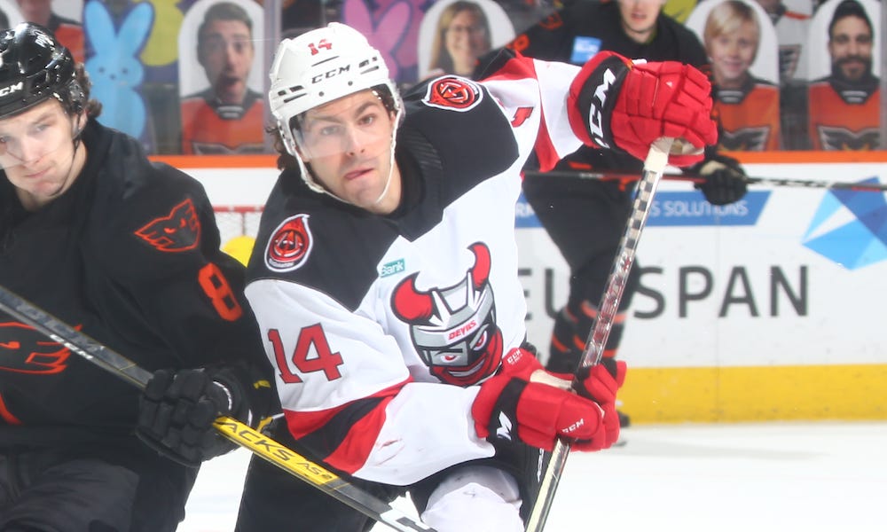 Alumni Report: Irvine signs new AHL deal - by Mike McMahon