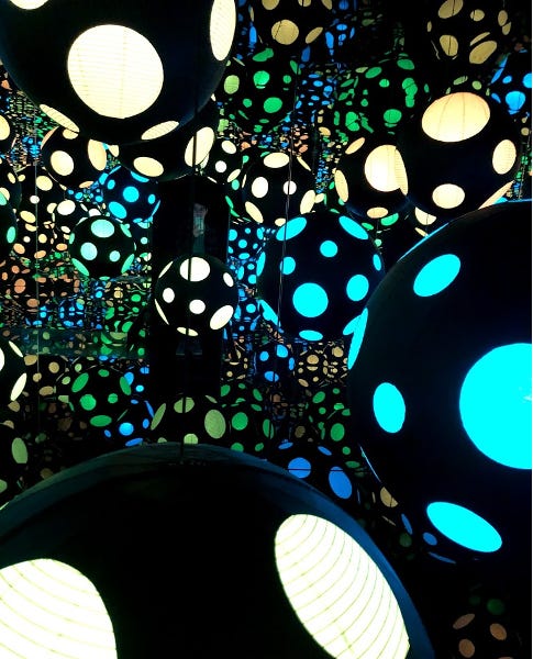 Yayoi Kusama: My Heart Is Dancing Into The Universe (Crystal Bridges ...