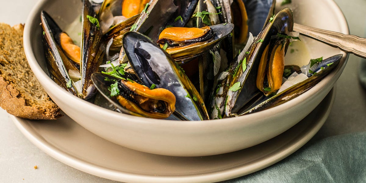 Mussels in 10 damn minutes - Cook with Vision