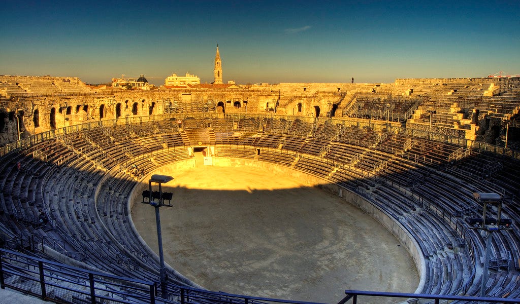 Arena, Arène, Arena - by Ringworth Calland