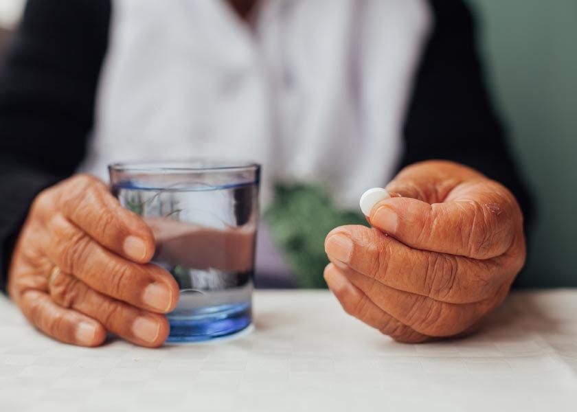 New Study Links Many Popular OTC Meds With Alzheimer's
