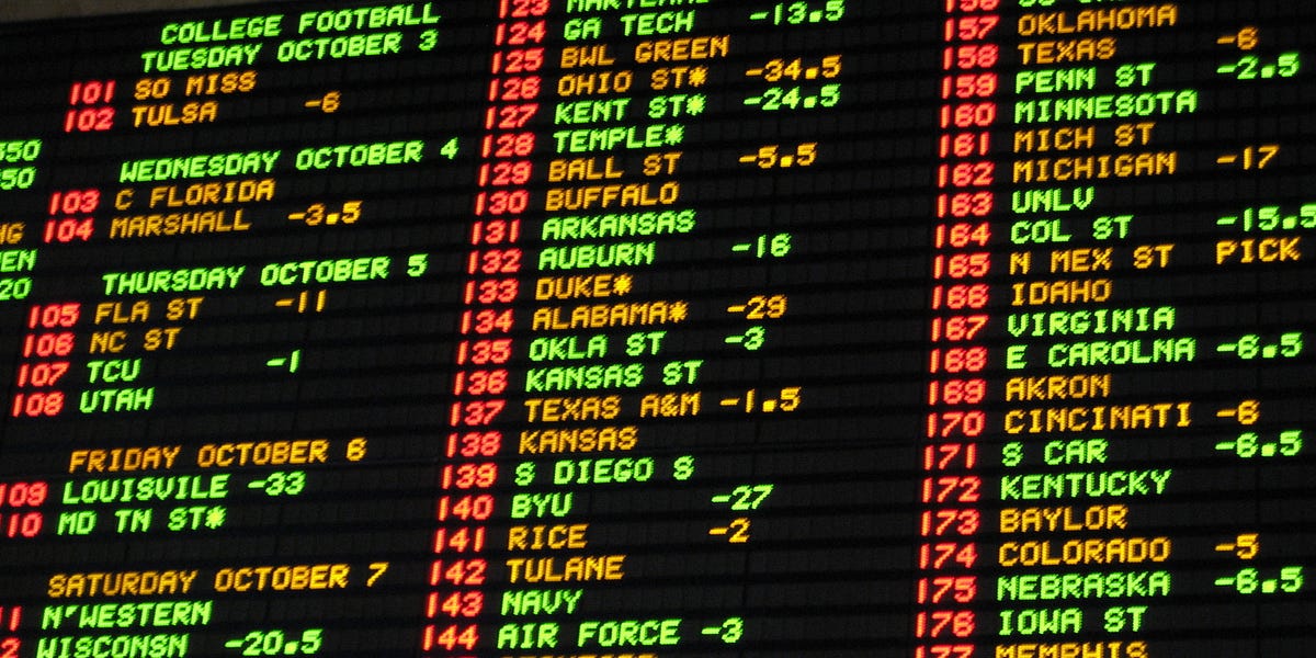 Reverse Line Movements Explained - by Trey Pezzetti