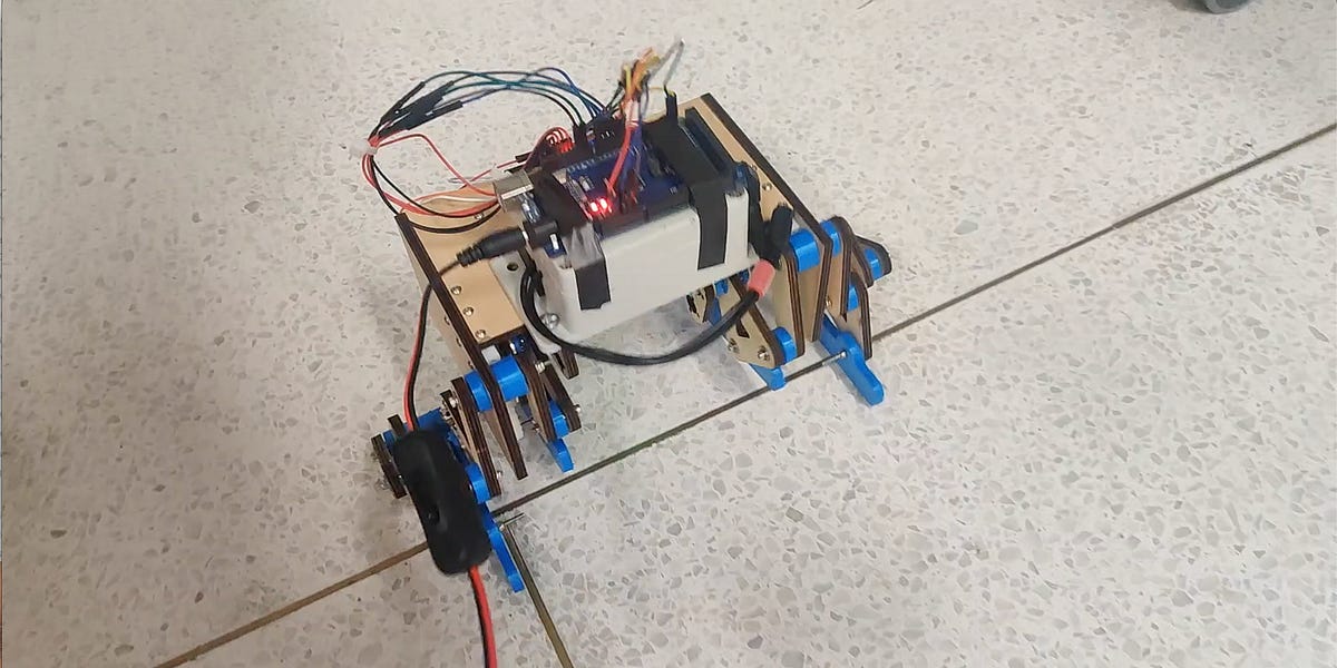 Robot Walker with Four Legs and Two Actuators