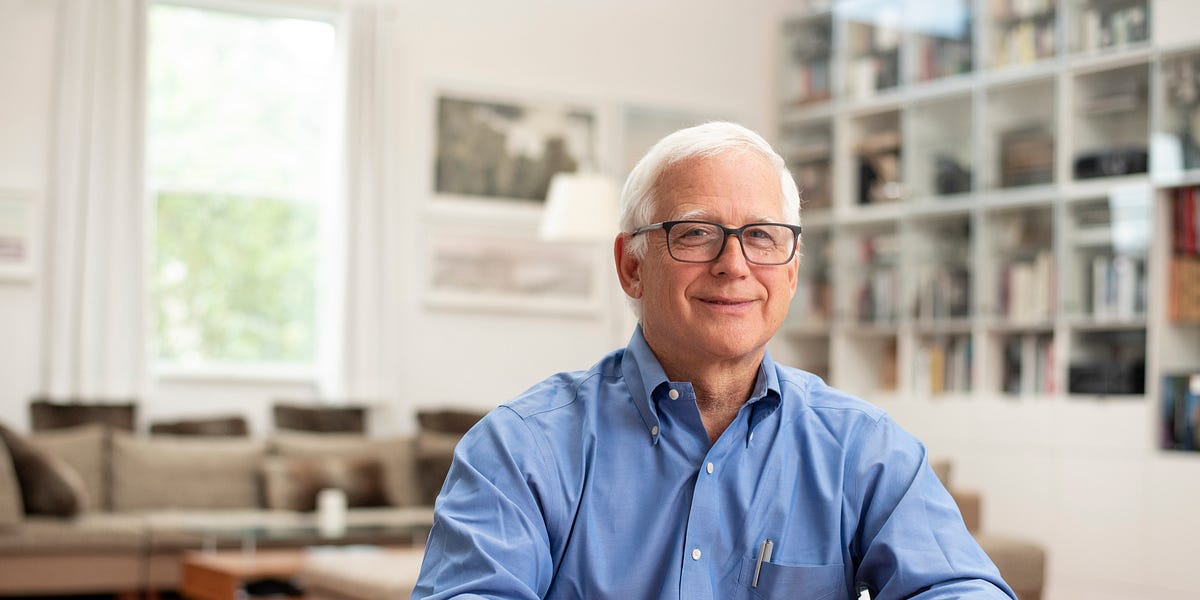 Why I Write - by David R. Henderson - I Blog to Differ