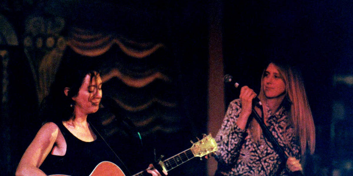 The Goodwill Store (video) - Elizabeth Hummel