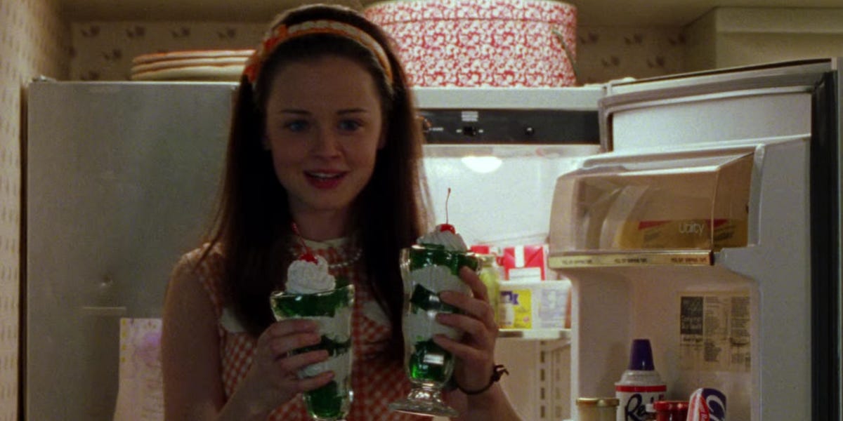 Why Oh Why Does Rory Dress Up Like Donna Reed