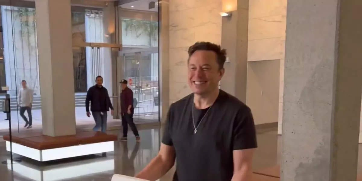Genius Elon Musk is not so smart about Twitter Genius Elon Musk is not so smart about Twitter
