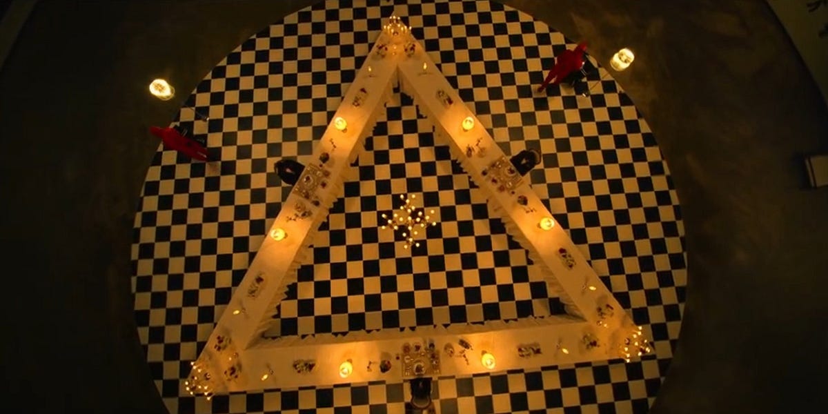 Media Spotlight: 🐙🎮 - by Mik / 小晶 - Invisible Cities