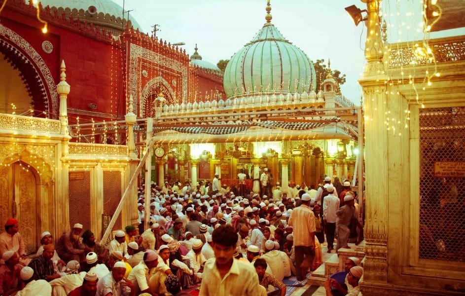 Dargahs: Sites of the Divine and Magical in South Asia