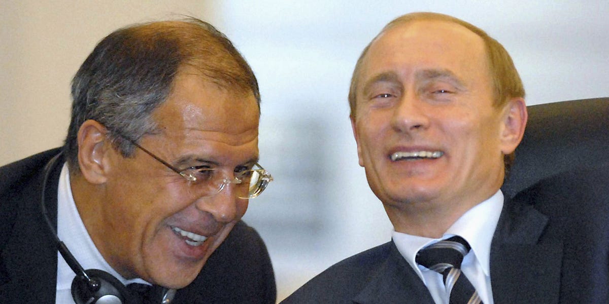 Putin & Lavrov's Fan Club - Retro Globetrotter Newsletter