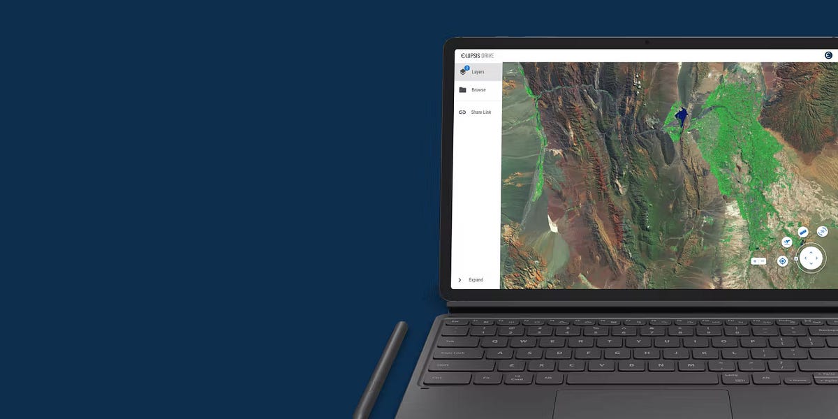 SkyServe: Insight-as-a-Service for Smart Decision Making