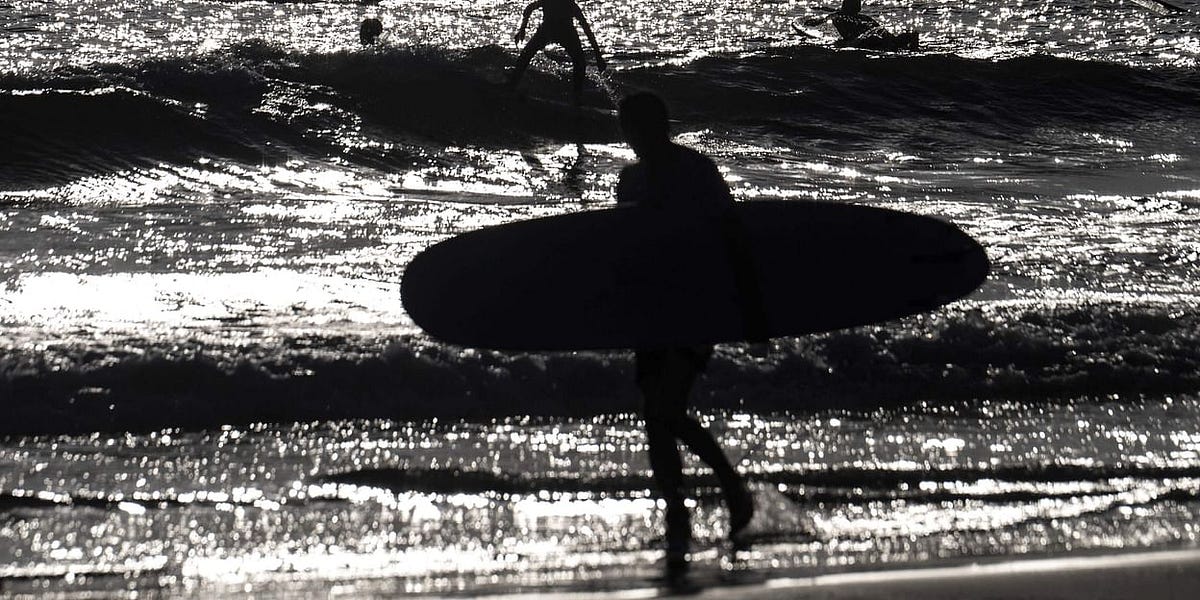 Un bolero de soledad - by Diego Geddes