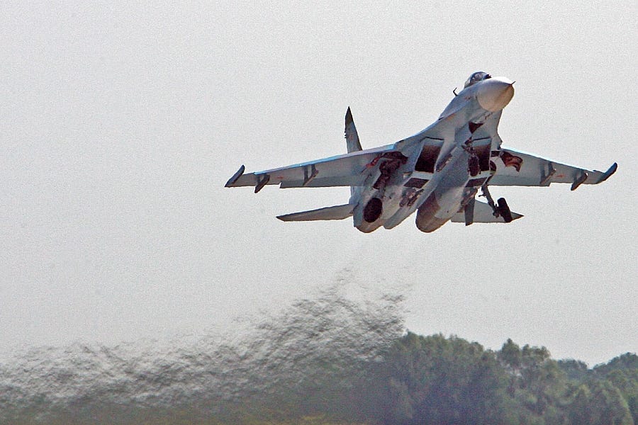 Russian Fighter Jet Intercepts British Spy Plane near Annexed Crimea