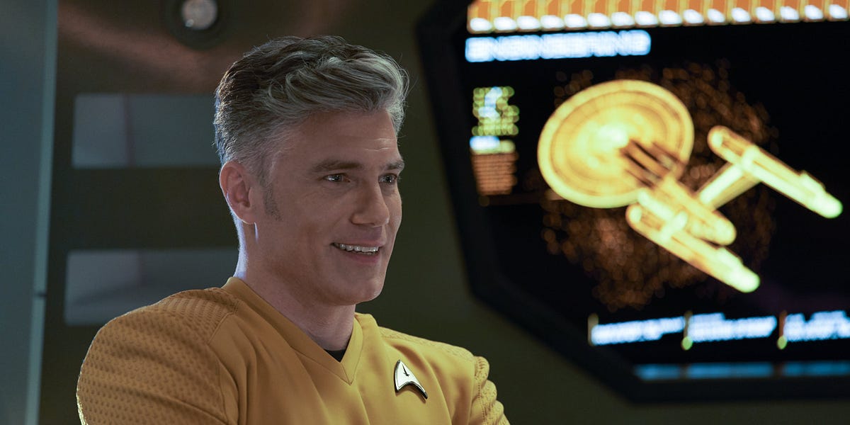 Dispatch from the Front Lines: The hell with this, let's just watch ...