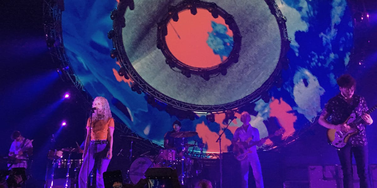 After Over a Decade of Being A Paramore Fan, I Rank Their 20 Greatest Songs