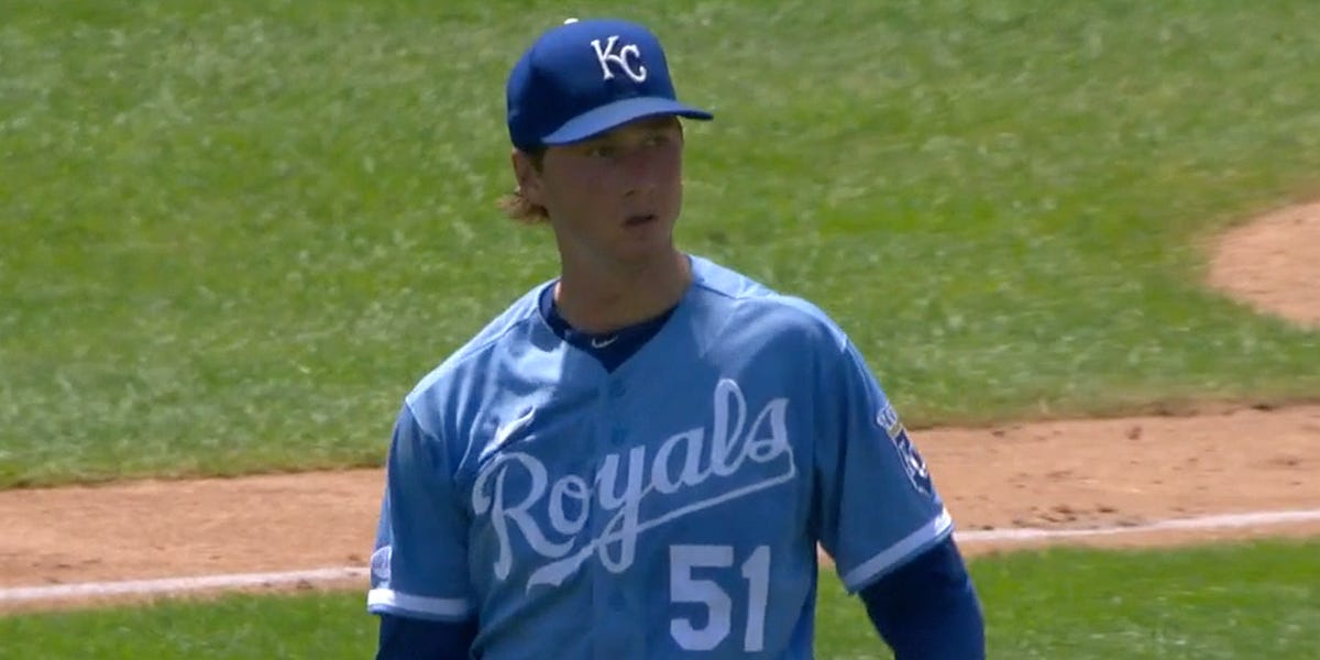 Royals and Singer turn the tables on the Dodgers in the finale