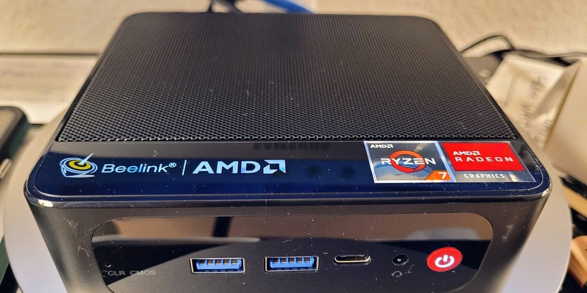 I picked up the cutest computer the other day...