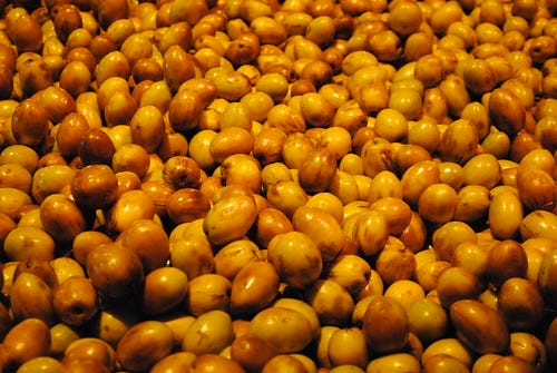 Bora (Berry) - by admin - Bombaylives