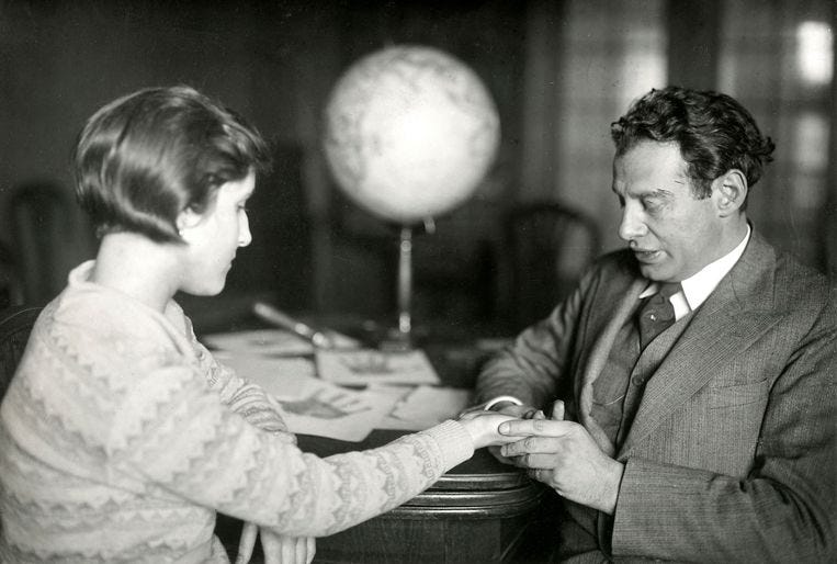 Julius Spier read the Bible for guidance (Etty Hillesum followed him)
