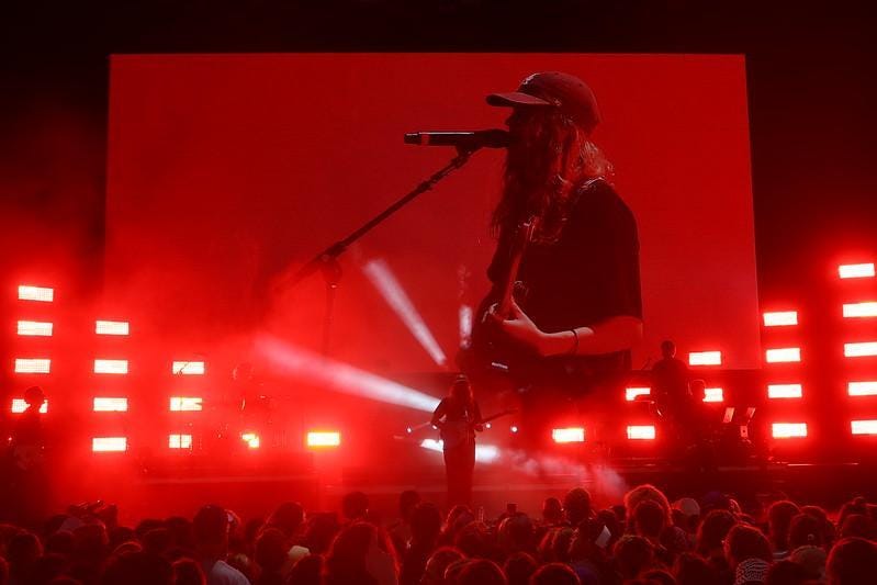 Girl in Red on intrusive thoughts and mental health