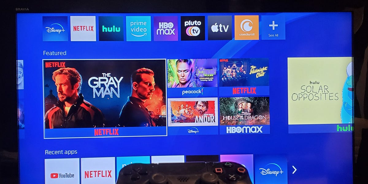 Platform Envelopment and Network Effects
