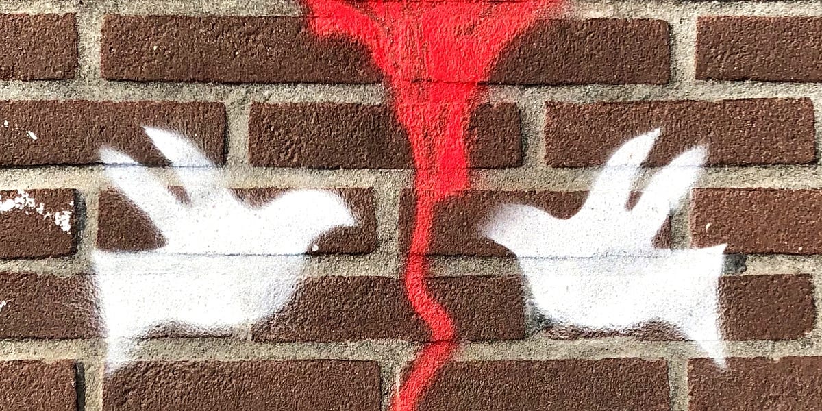 The Divorce Wedding - Marjan Ippel is Talkin' Lingo®