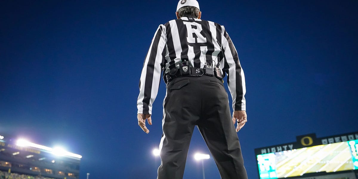 Canzano: Pac-12 officiating madness must stop