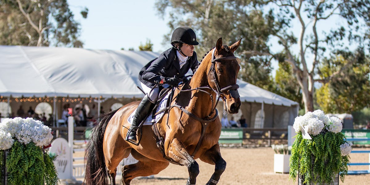 Alexandra MacLeod Wins CCI4*-L at Galway Downs