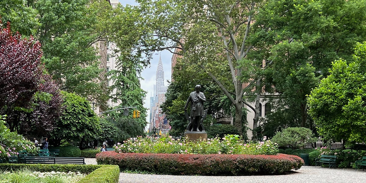 The Thinking Path - by Steven Johnson - Adjacent Possible