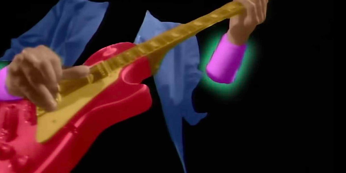 Indignity Vol. 2, No. 75: Here comes Johnny singing oldies, goldies.