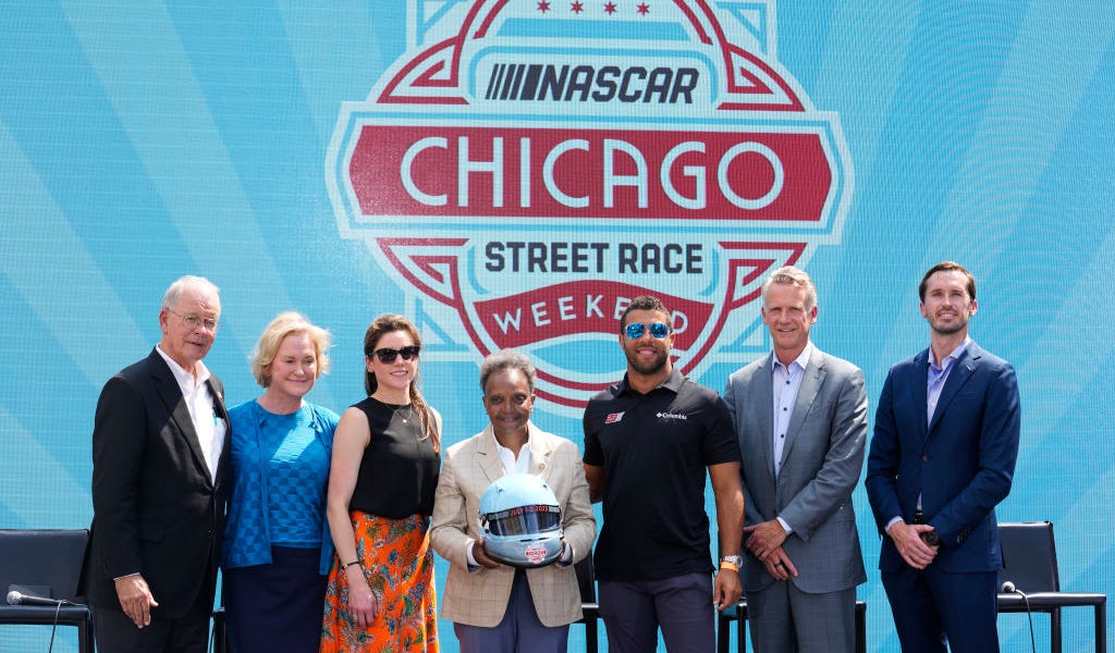 Dingus of the Week: Chicago Mayor Lori Lightfoot - by lyz